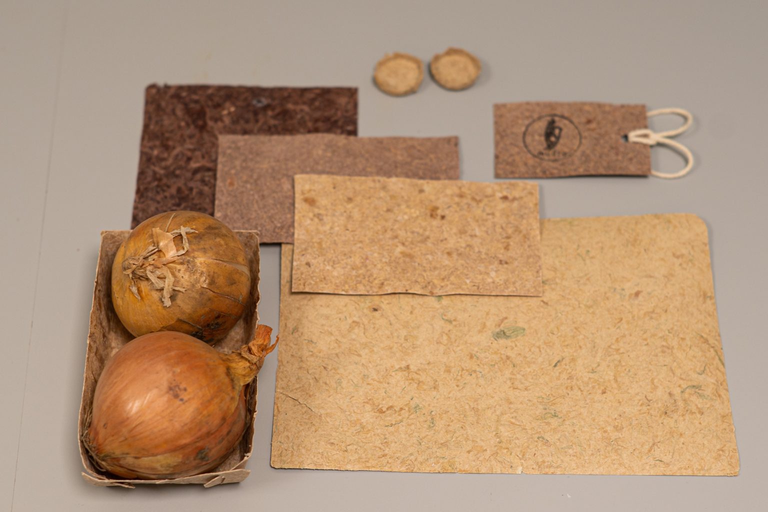 Could onion skins be the future of sustainable packaging? - New Food ...