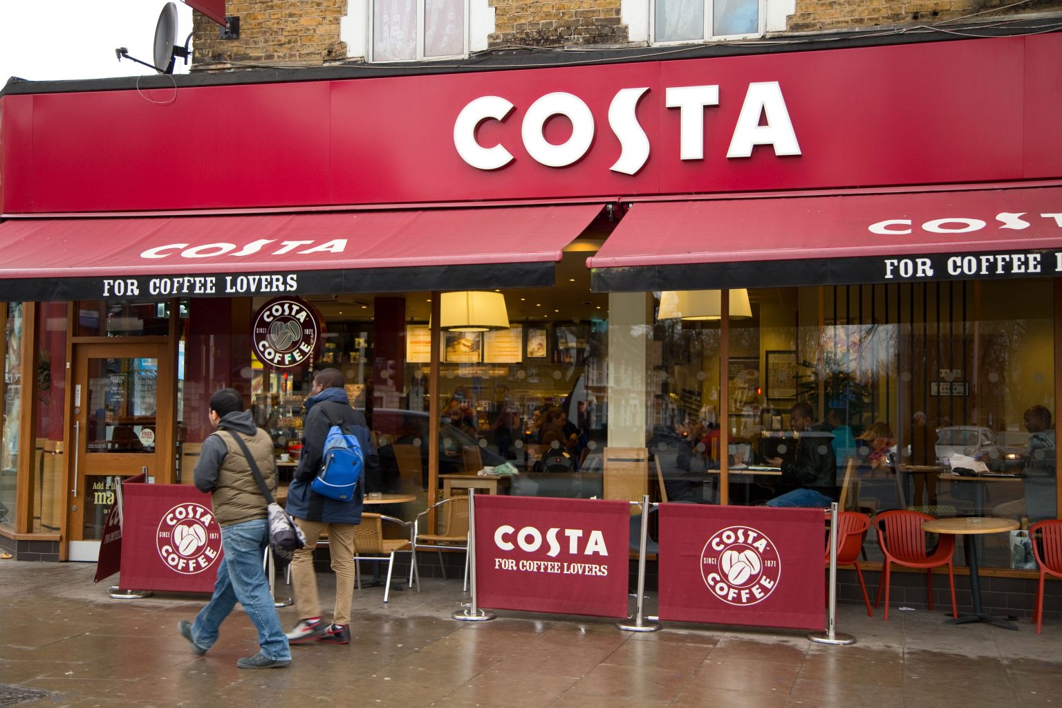 Costa launches blockchain-powered reusable cup scheme - New Food Magazine